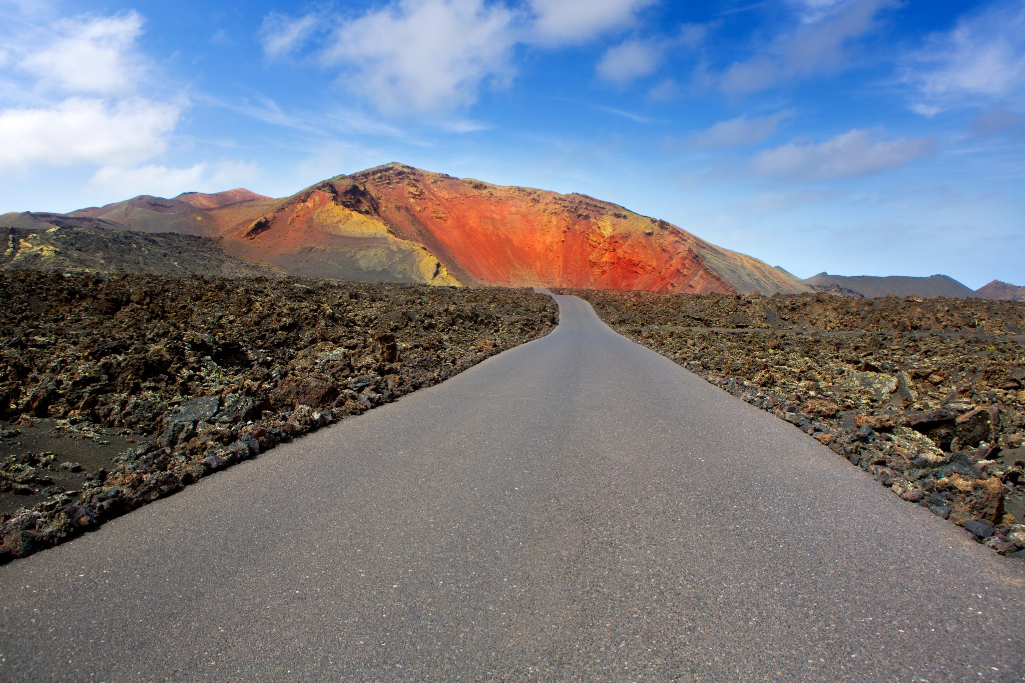 Timanfaya en Lanzarote y la Sierra de Guadarrama elegidos como unos de ...